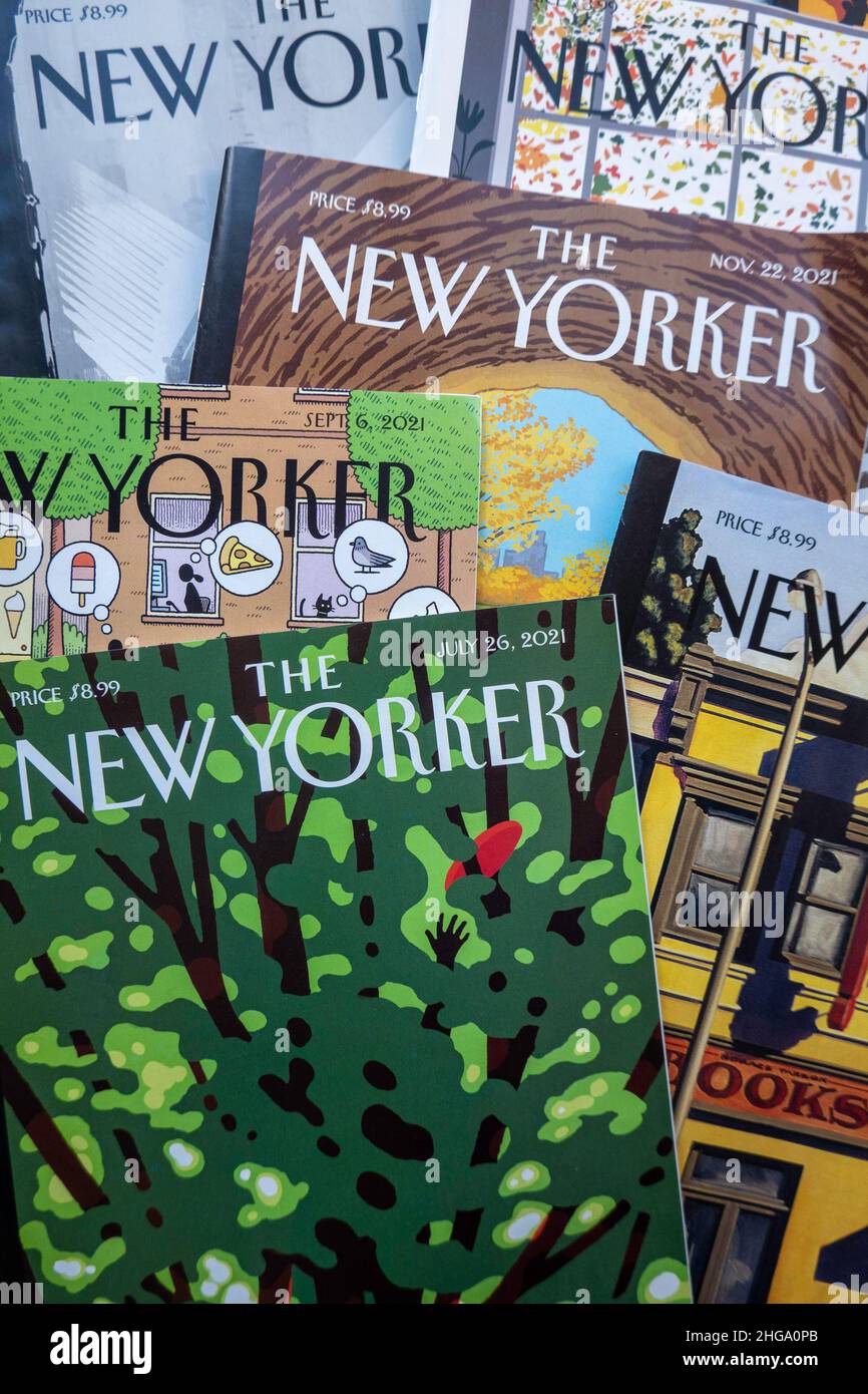 Us weekly covers hi-res stock photography and images - Alamy