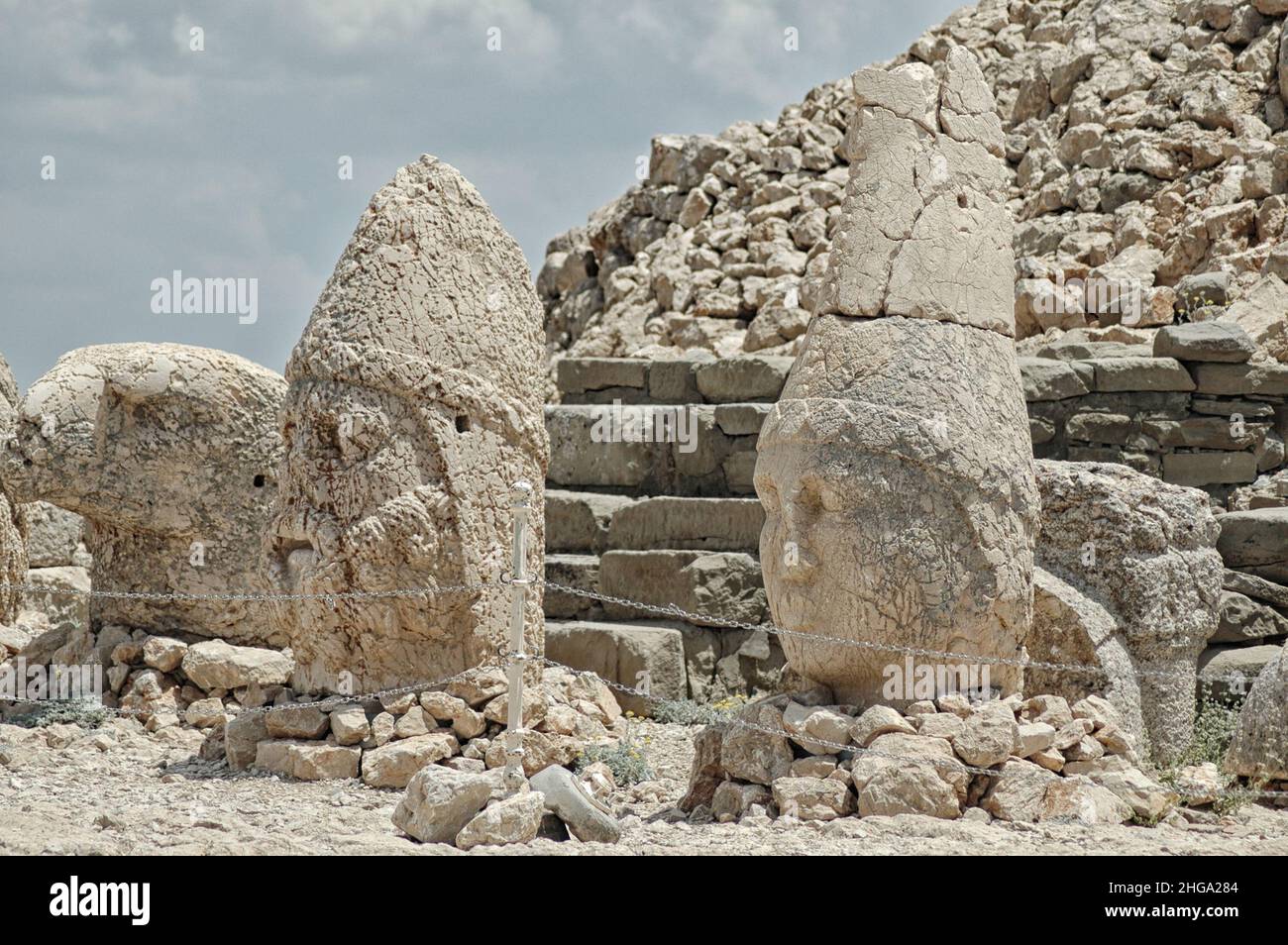Giant God heads on Mount Nemrut. Anatolia, Turkey. Ancient colossal ...