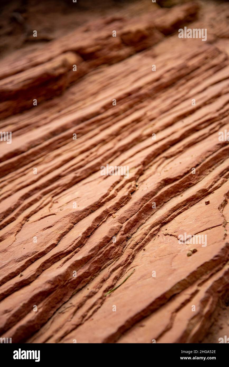Layered sedimentary rocks hi-res stock photography and images - Alamy