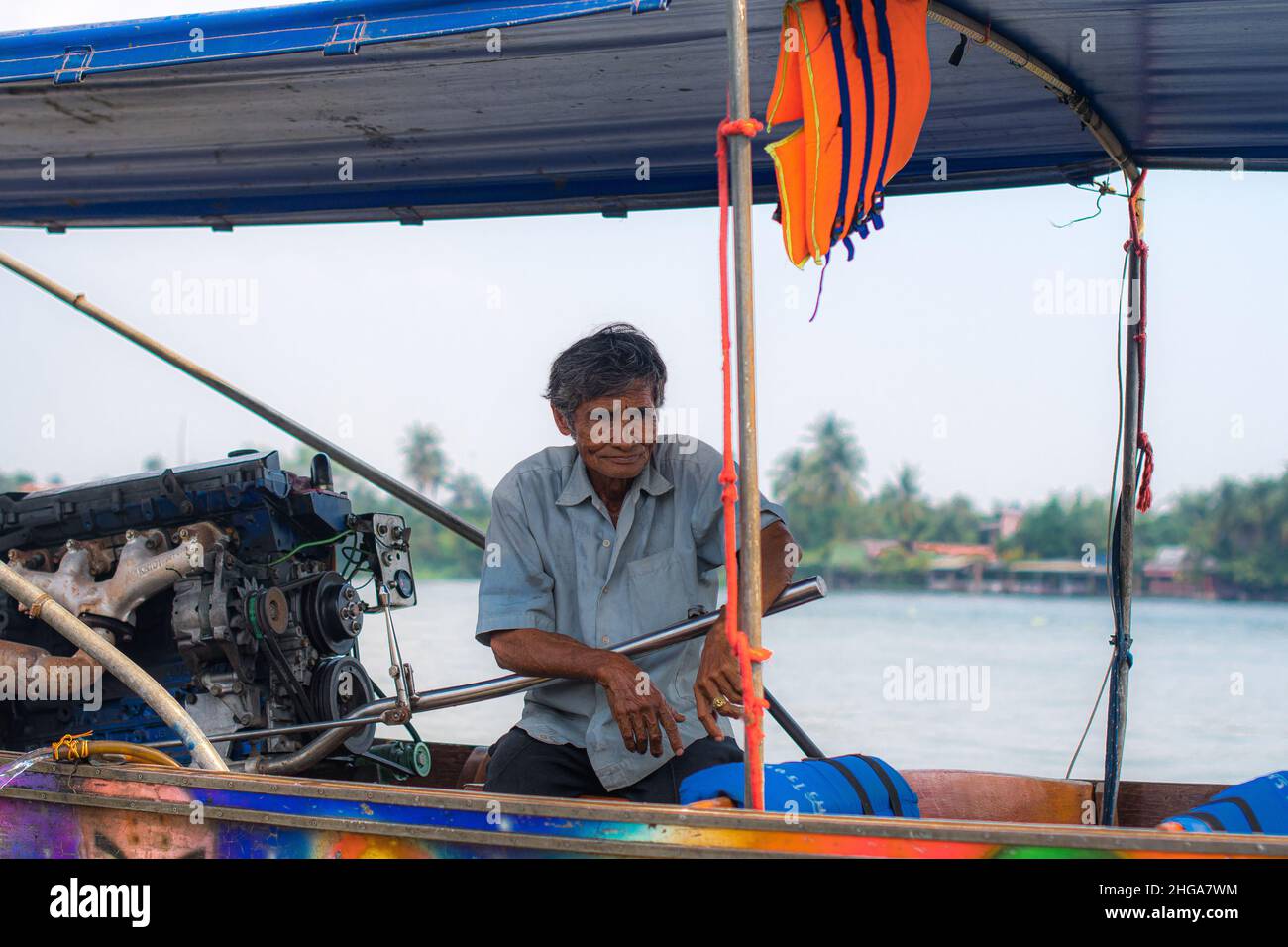 Thailand boatman boat hi-res stock photography and images - Alamy
