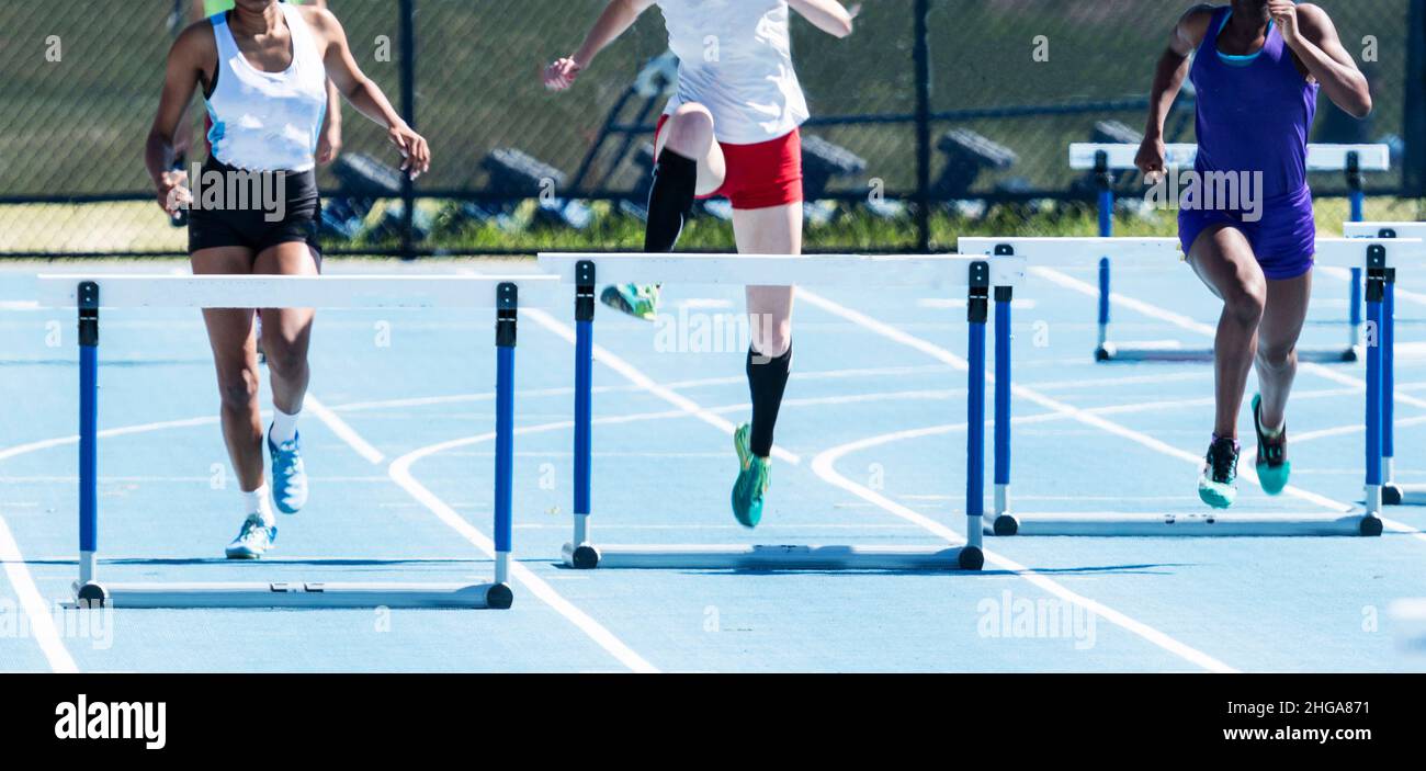 Teenagers sports competition hi-res stock photography and images - Alamy