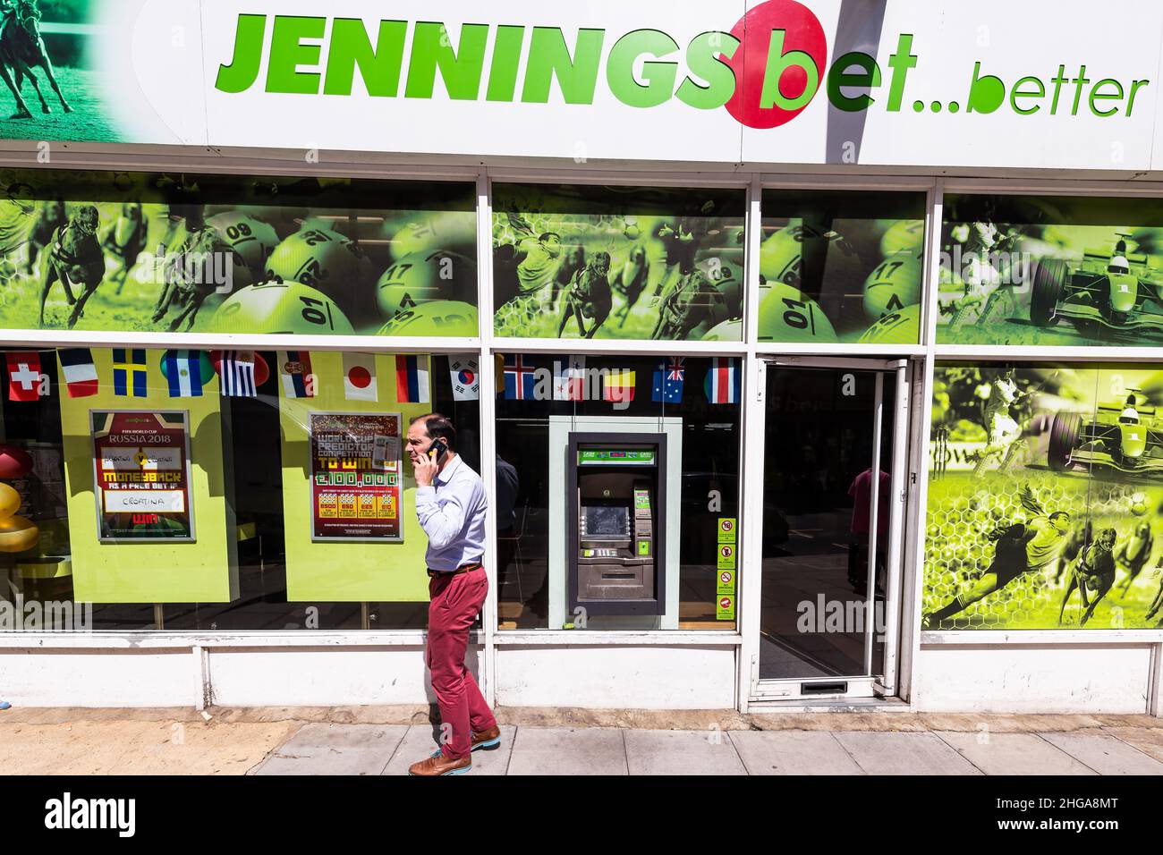 Betting office atm hi-res stock photography and images - Alamy