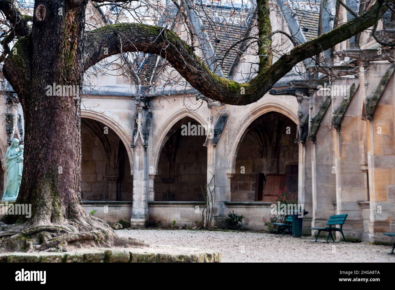 Flamyboyant architecture hi-res stock photography and images - Alamy