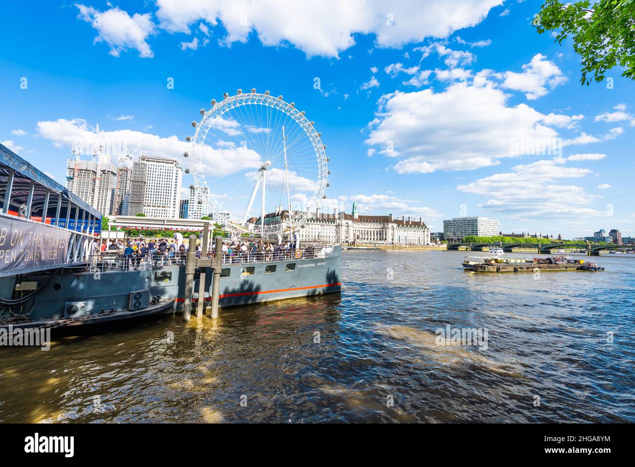 Tattershall castle boat hi-res stock photography and images - Alamy