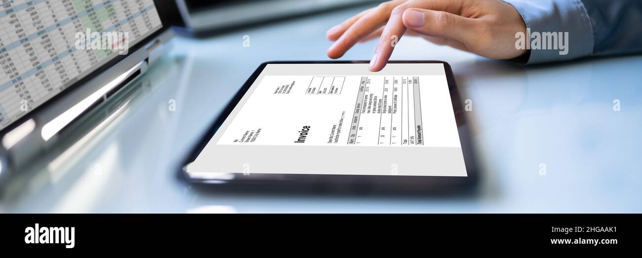 Online Digital E Invoice Statement On Tablet Stock Photo - Alamy