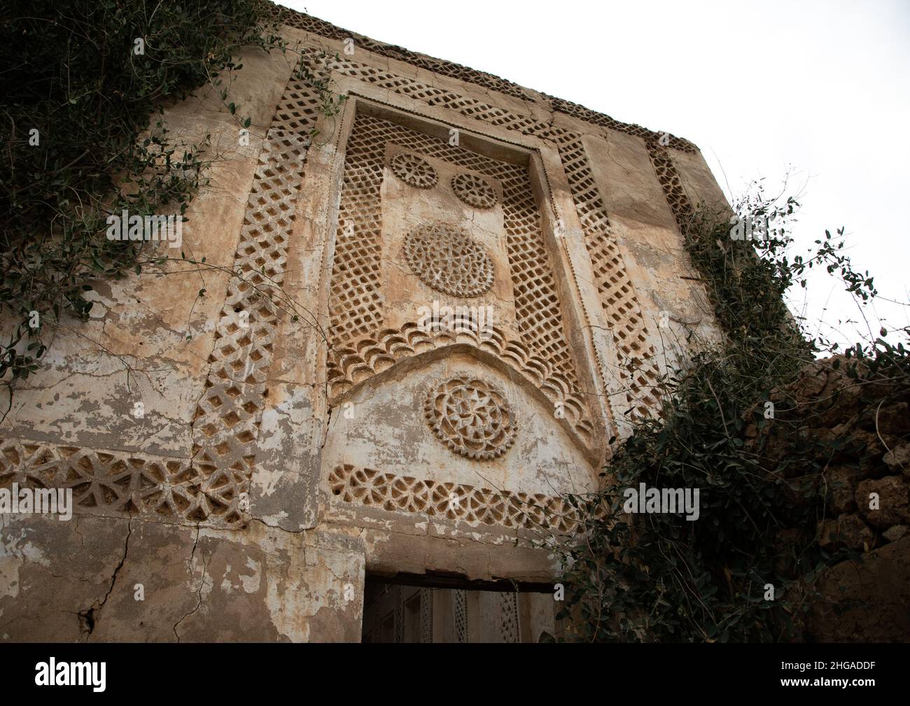 Farasani house with gypsum decoration and frescoes, Jazan Province ...