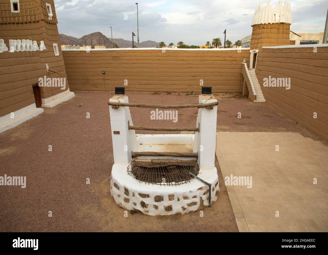 Najran well hi-res stock photography and images - Alamy