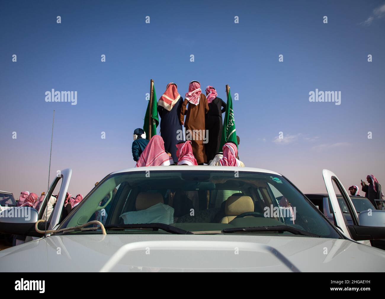 Car festival lifestyle hi-res stock photography and images - Alamy