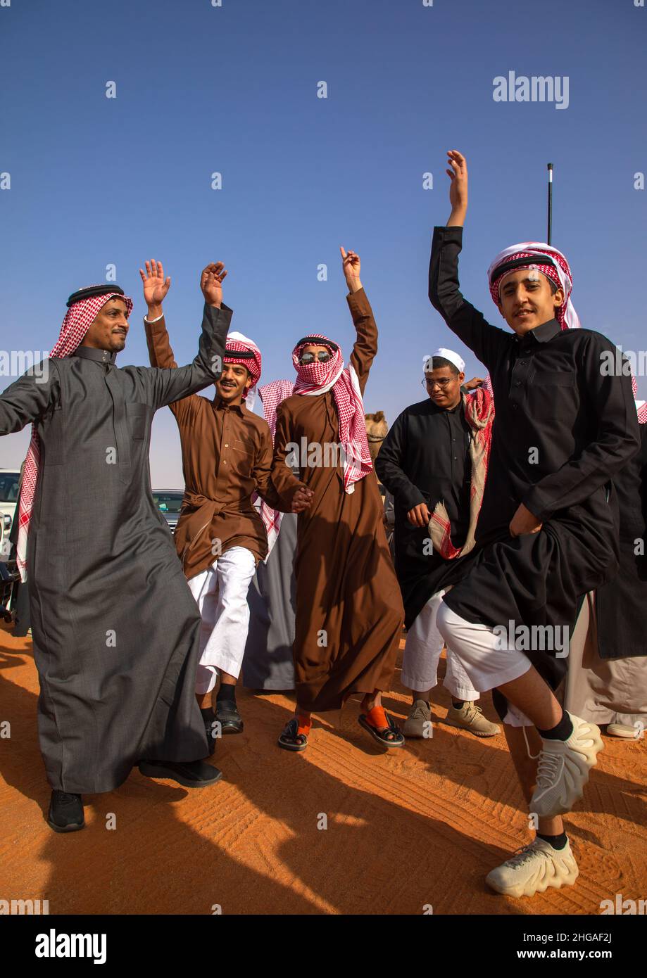 Saudi men dancing during King Abdul Aziz Camel Festival, Riyadh ...