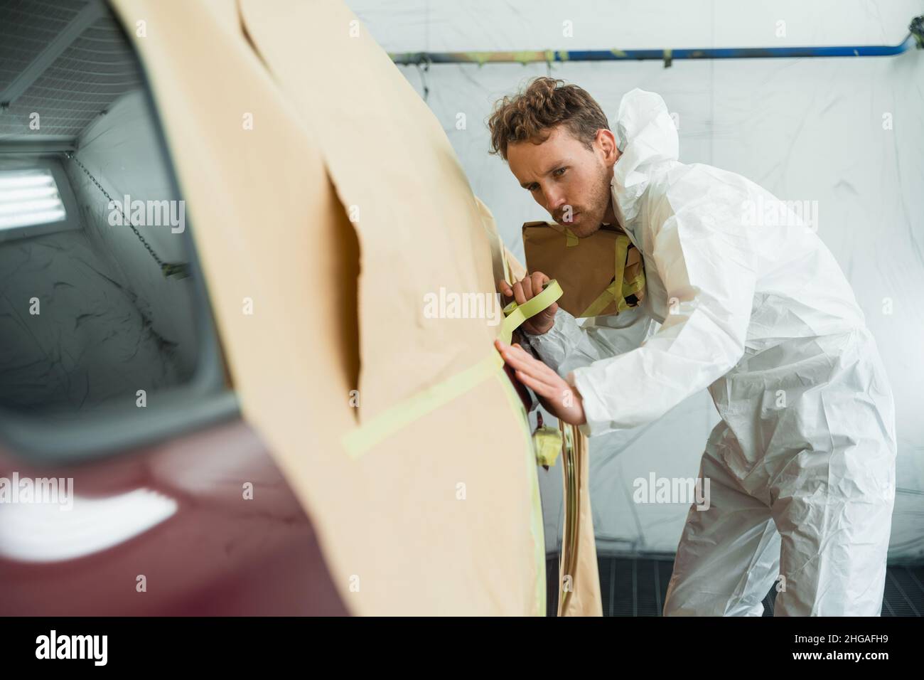 Masking car before painting hi-res stock photography and images - Alamy