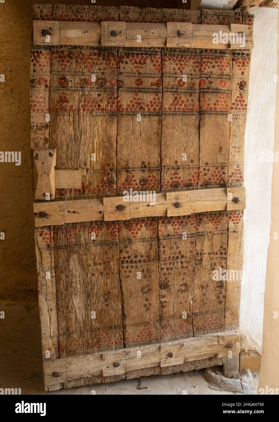 Old wooden door in Musmak fort, Riyadh Province, Riyadh, Saudi Arabia ...