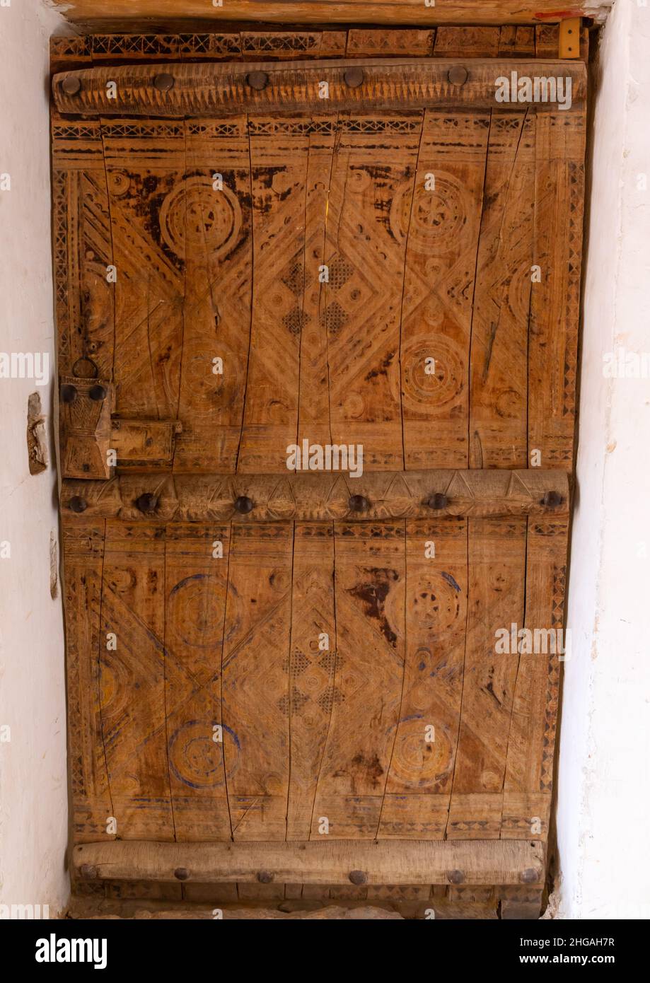 Old wooden door in Musmak fort, Riyadh Province, Riyadh, Saudi Arabia ...