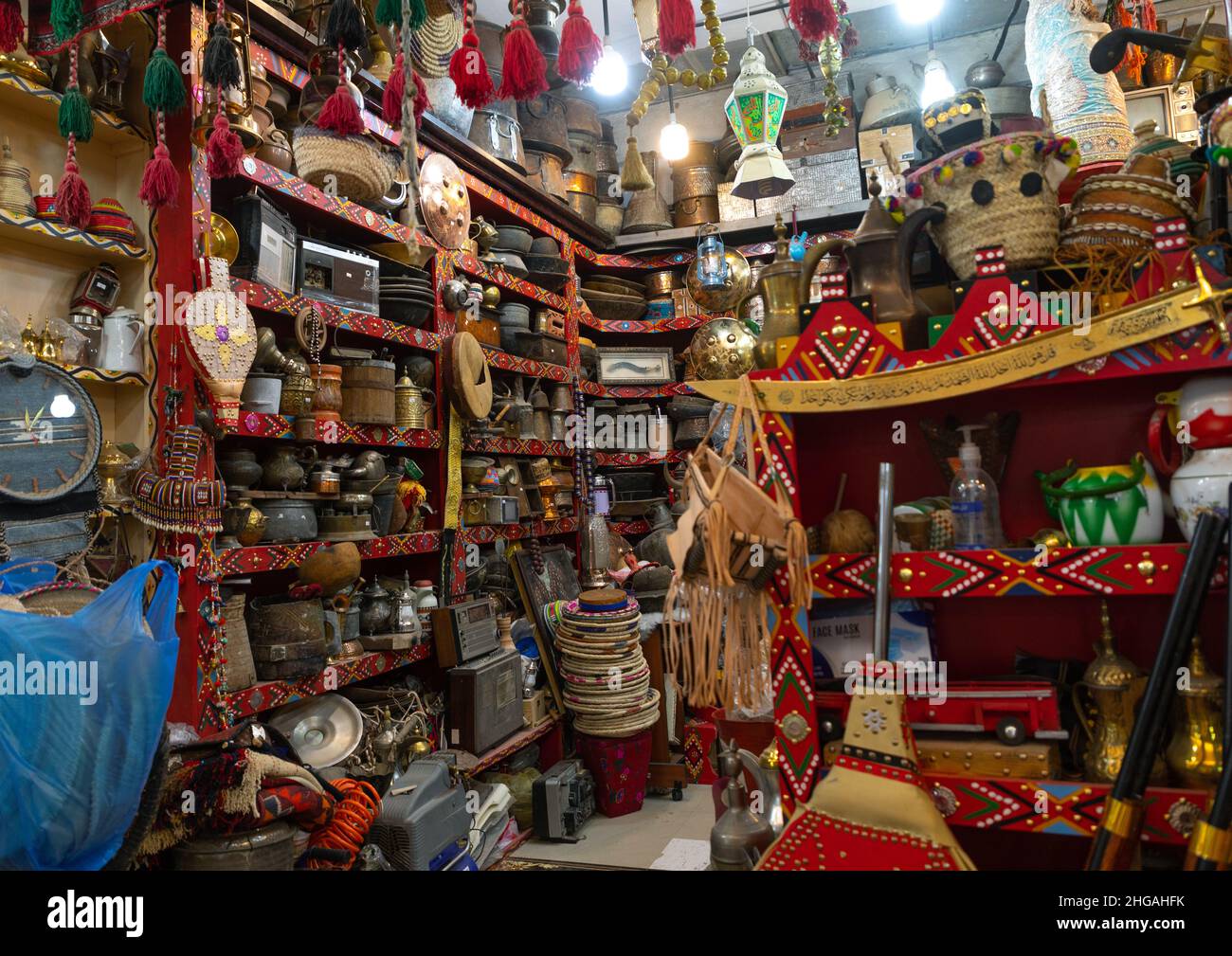 Souvenirs shop in the souq, Riyadh Province, Riyadh, Saudi Arabia Stock ...