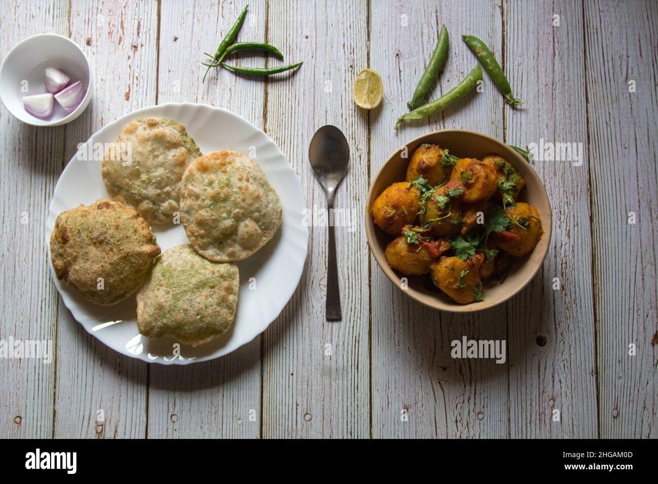 Puri aloo bhaji hi-res stock photography and images - Alamy