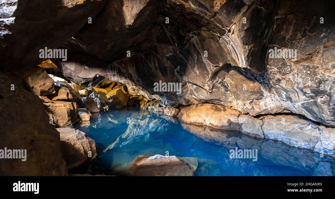 Silfra cave hi-res stock photography and images - Alamy