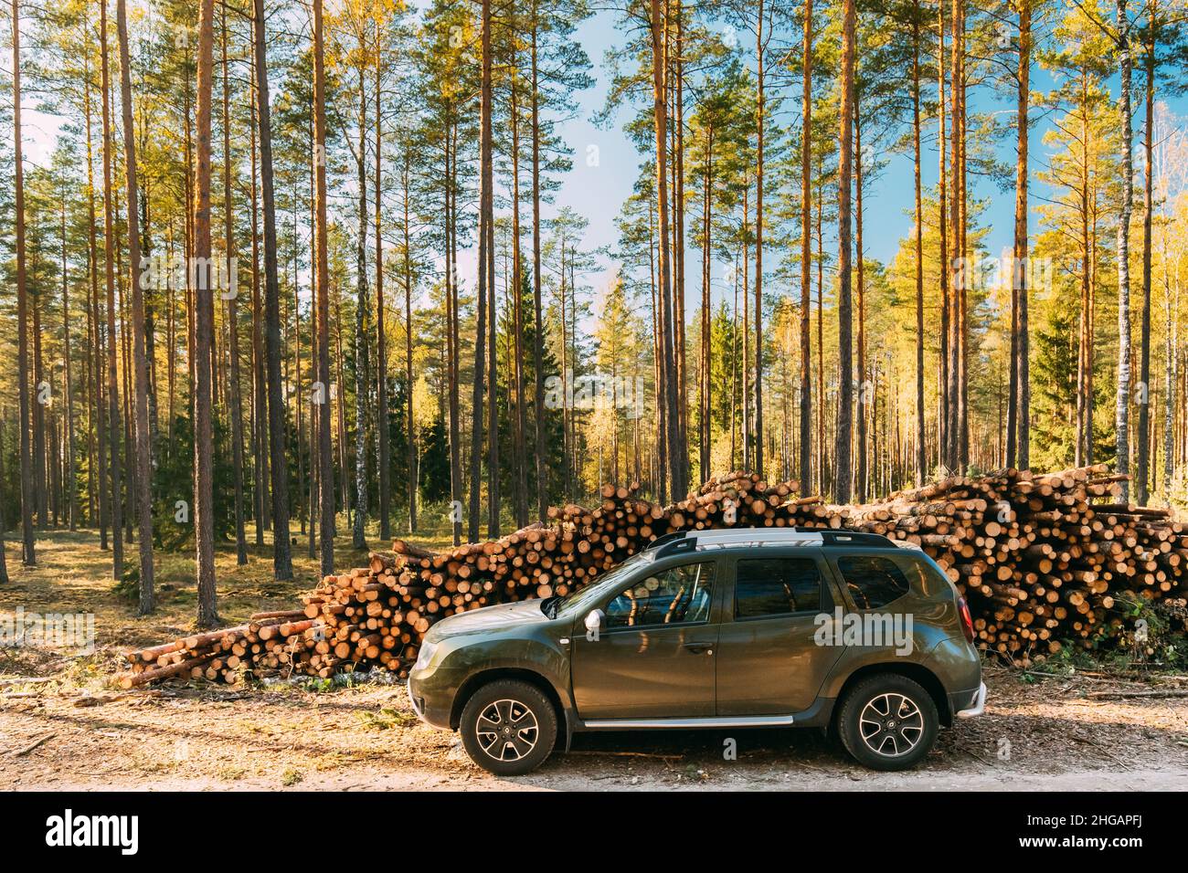 Logging Car High Resolution Stock Photography and Images - Alamy