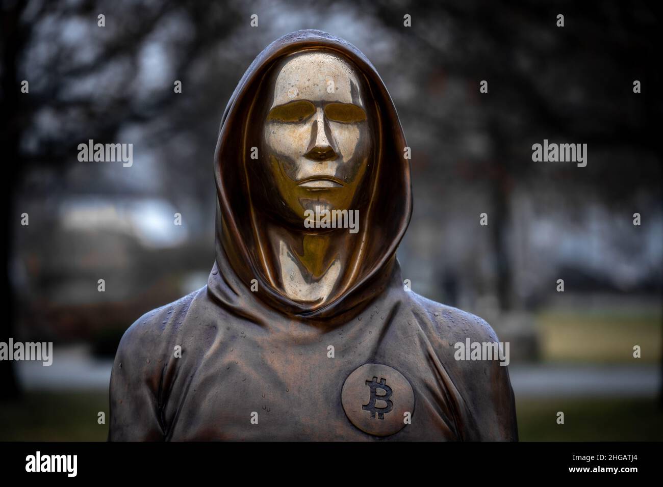 Daylight portrait of the faceless statue of Satoshi Nakamoto, the ...
