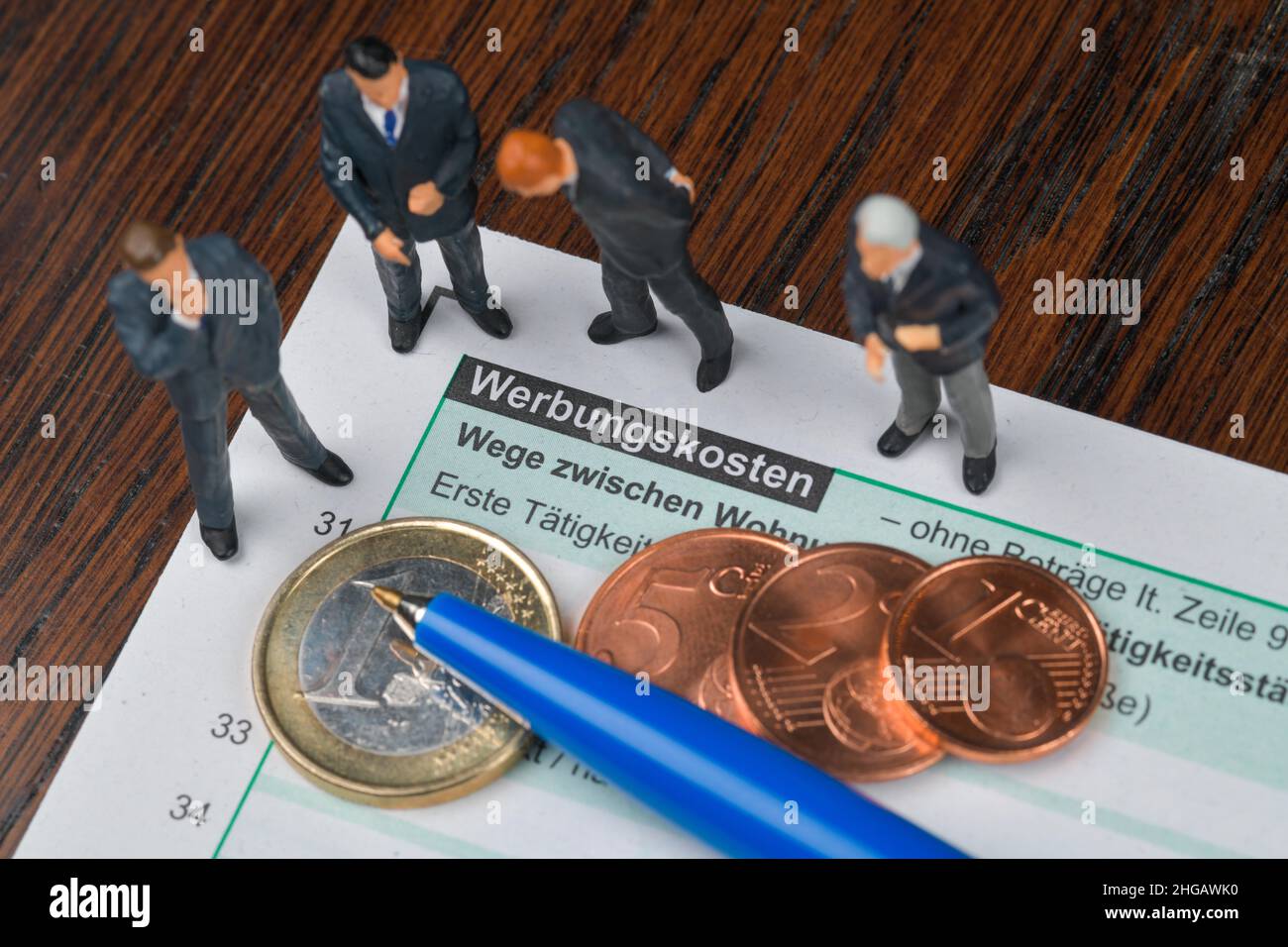 Income-related expenses, form, tax return Stock Photo - Alamy