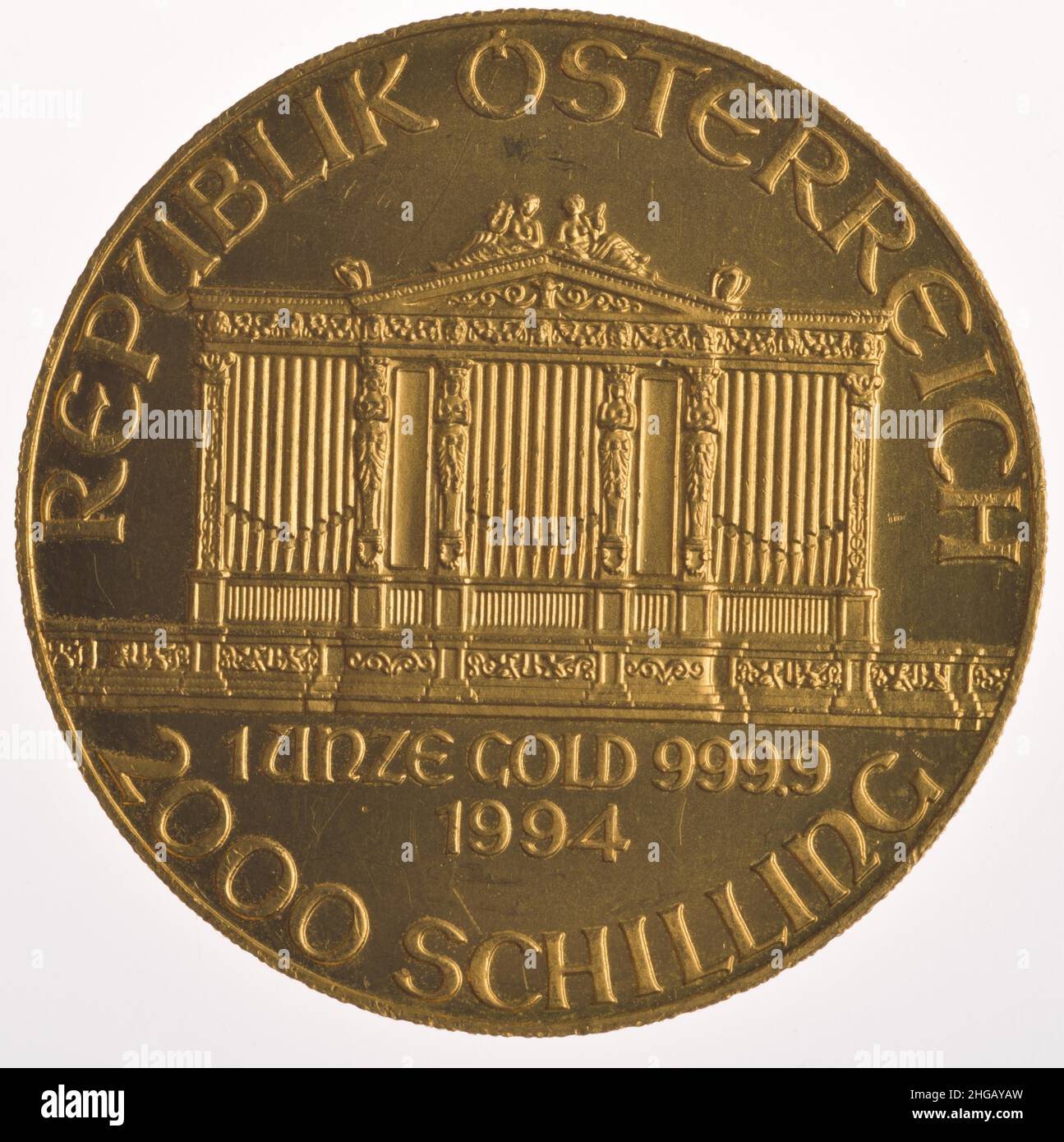 Gold Coin, 1 Ounce Vienna Philharmonic, Austria Stock Photo - Alamy