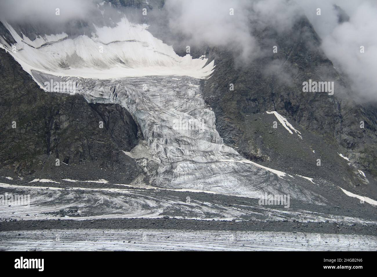 Glaciers in background hi-res stock photography and images - Alamy