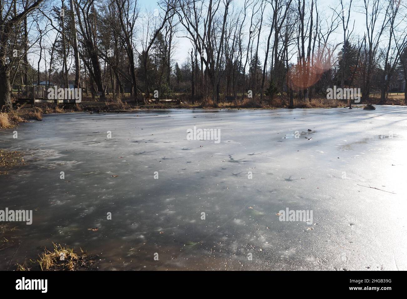 Cold weather illustration hi-res stock photography and images - Alamy