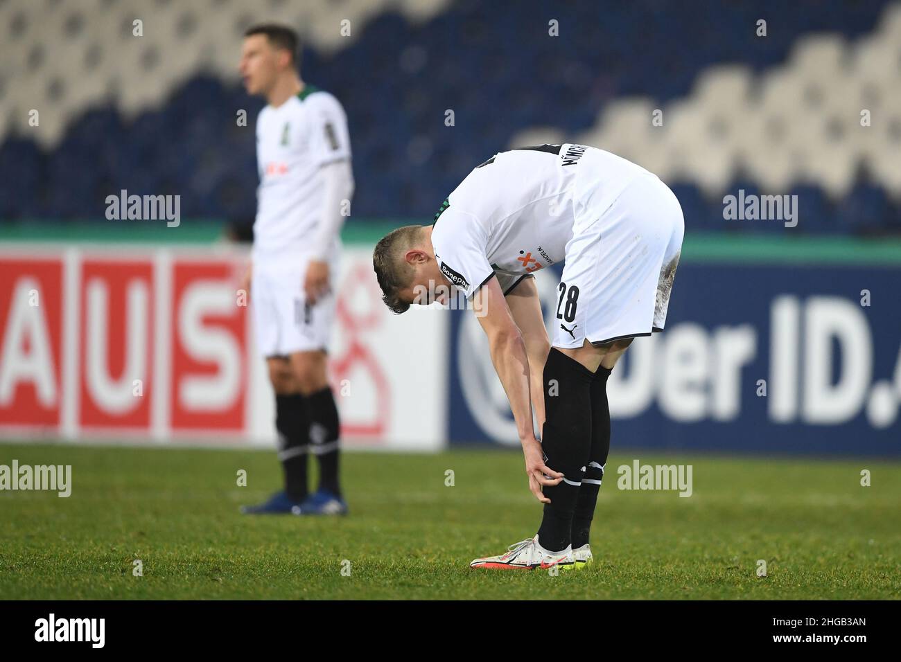 Hanover, Germany. 19th Jan, 2022. Soccer: DFB Cup, Hannover 96 ...
