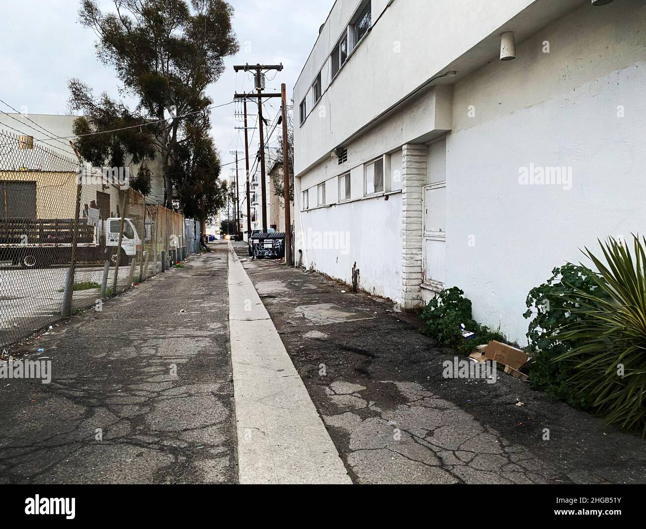 A run-down, dirty alley Stock Photo - Alamy