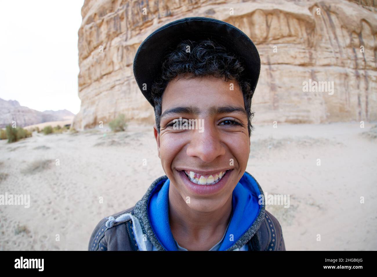 People living in desert hi-res stock photography and images - Alamy