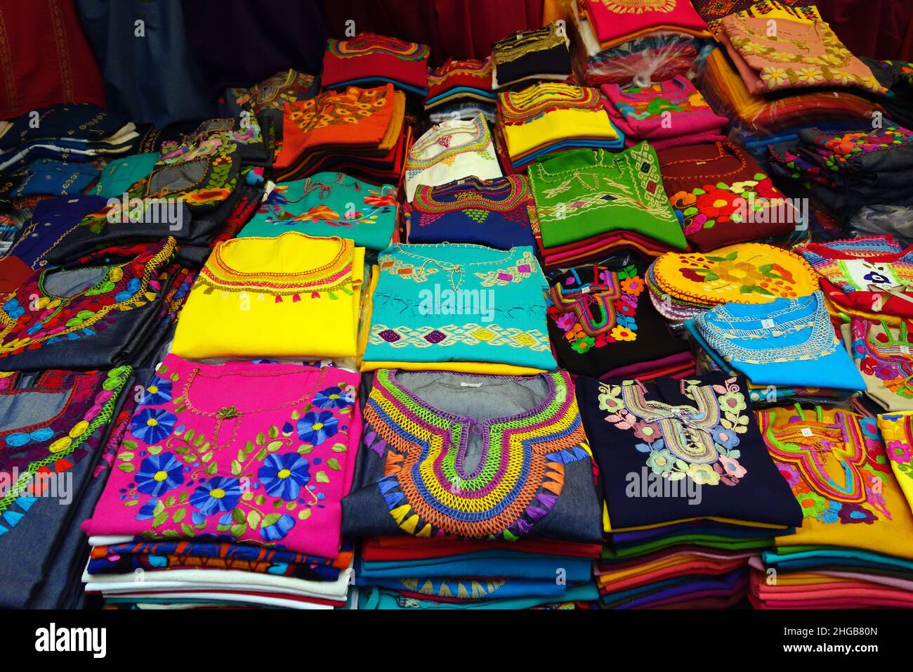 Textile stall in the street market, mercado, San Cristóbal de las Casas ...