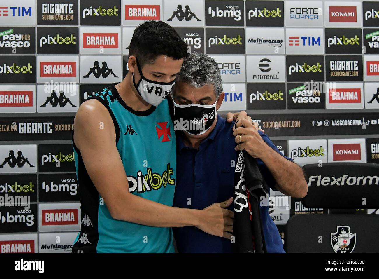 RJ - Rio de Janeiro - 01/19/2022 - MATHEUS BARBOSA PRESENTATION AT ...