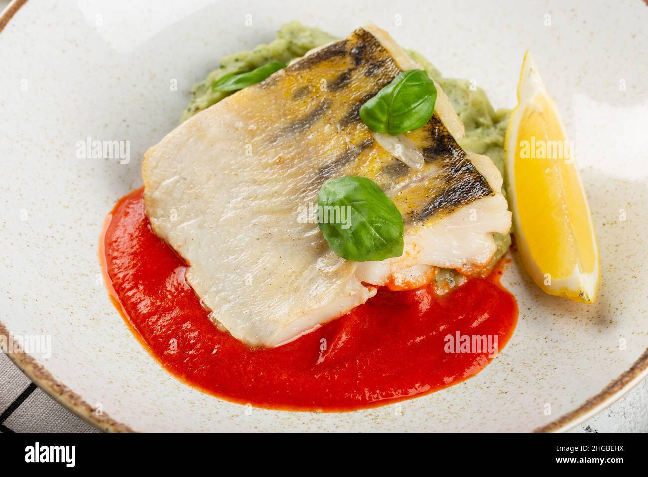 Dish eating fillet fish hi-res stock photography and images - Alamy