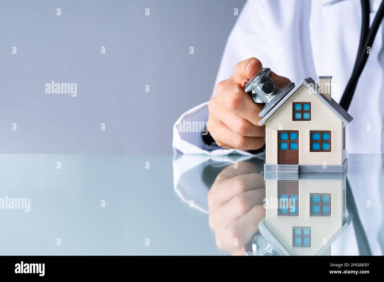 Inspection check hi-res stock photography and images - Alamy