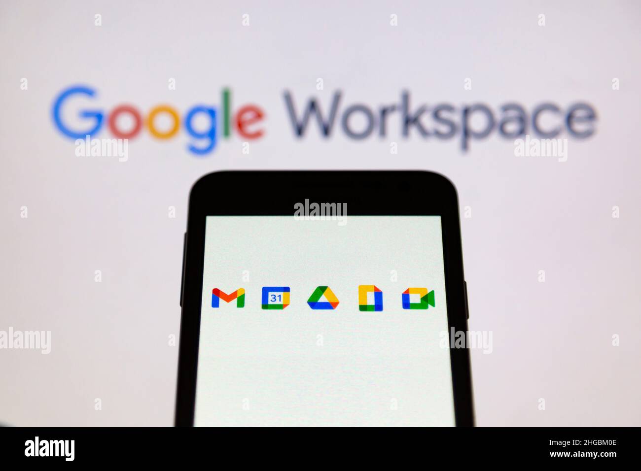 Google calendar logo hi-res stock photography and images - Alamy