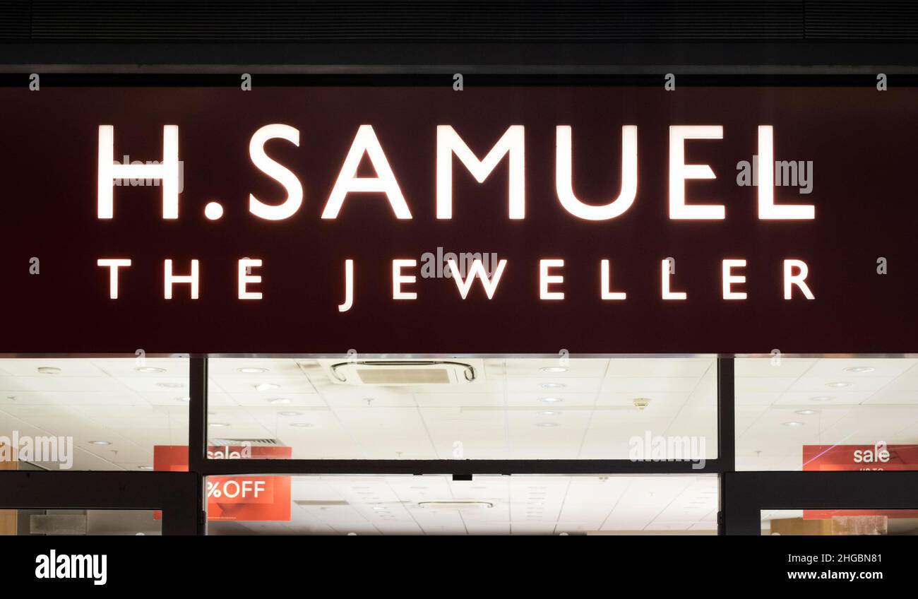H. Samuel the Jeweller store in Liverpool One Stock Photo - Alamy