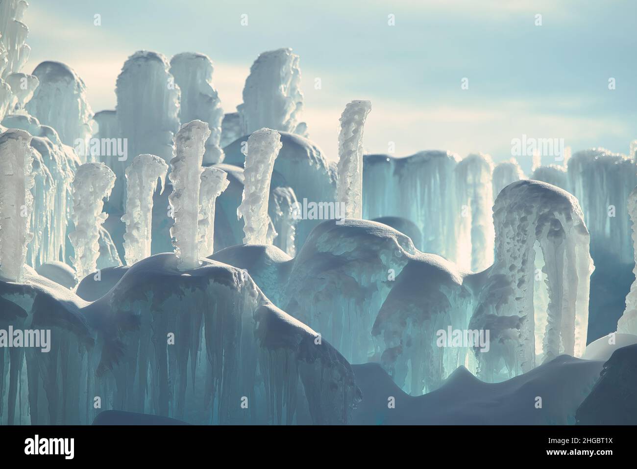 Green ice castle hi-res stock photography and images - Alamy