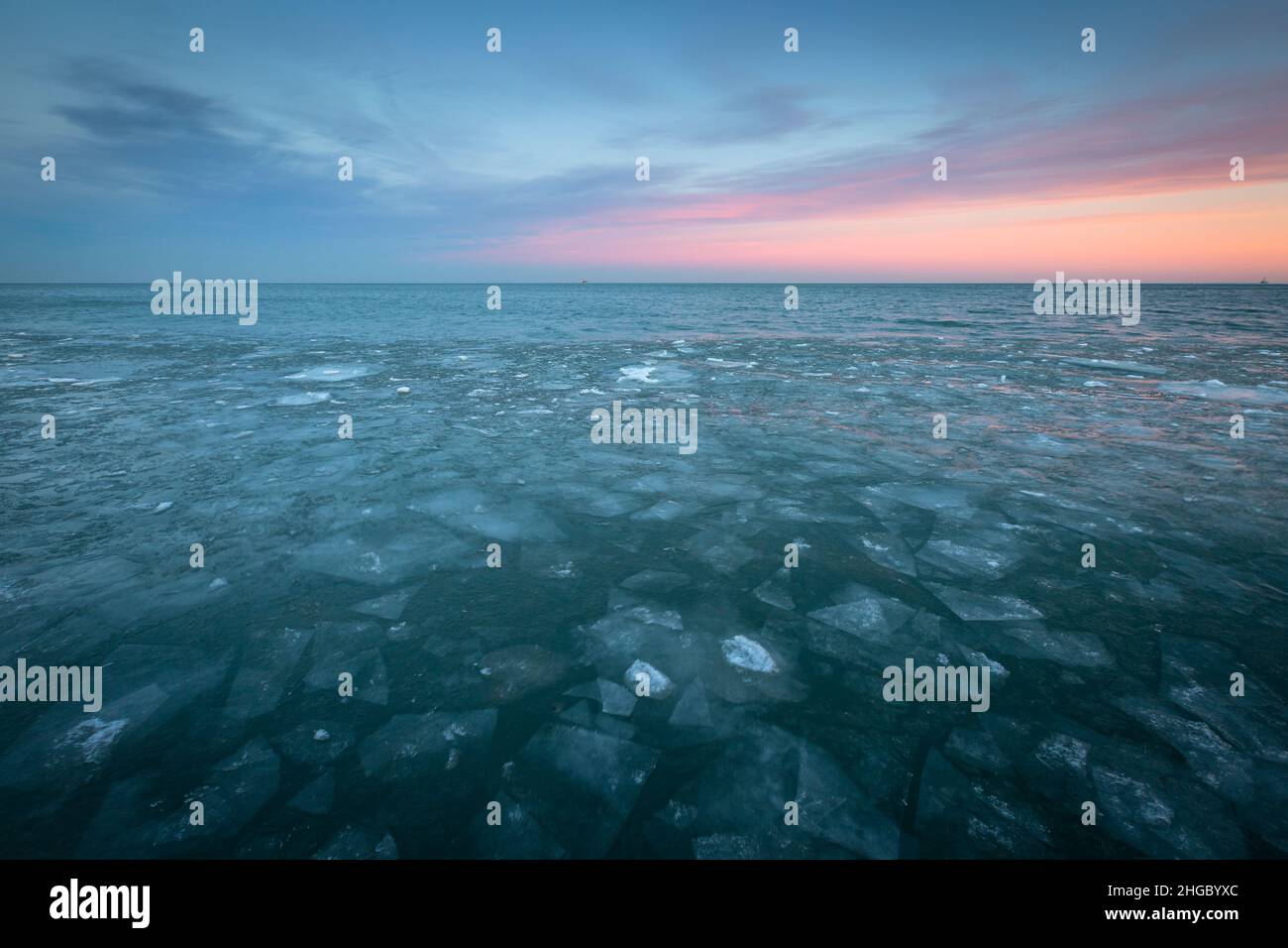 Chicago illinois usa ice hi-res stock photography and images - Alamy