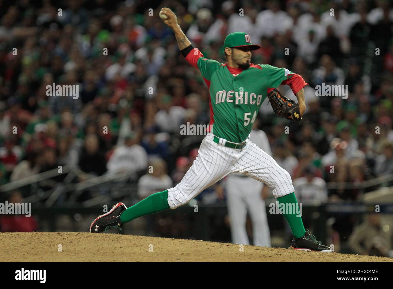 Sergio Romo of Mexico closing pitcher gets the save, pitcher cerrador ...
