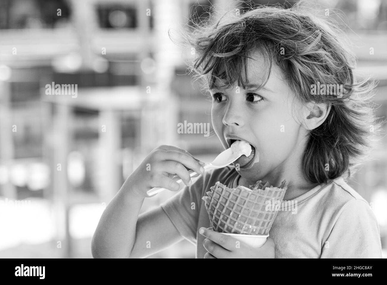 Children ice cream cone Black and White Stock Photos & Images - Alamy