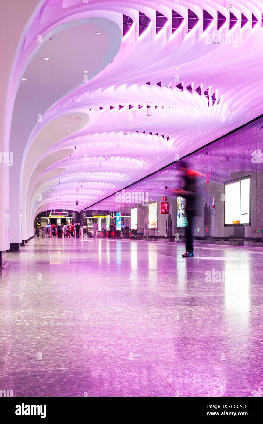 Yuyuan gardens area transit hi-res stock photography and images - Alamy
