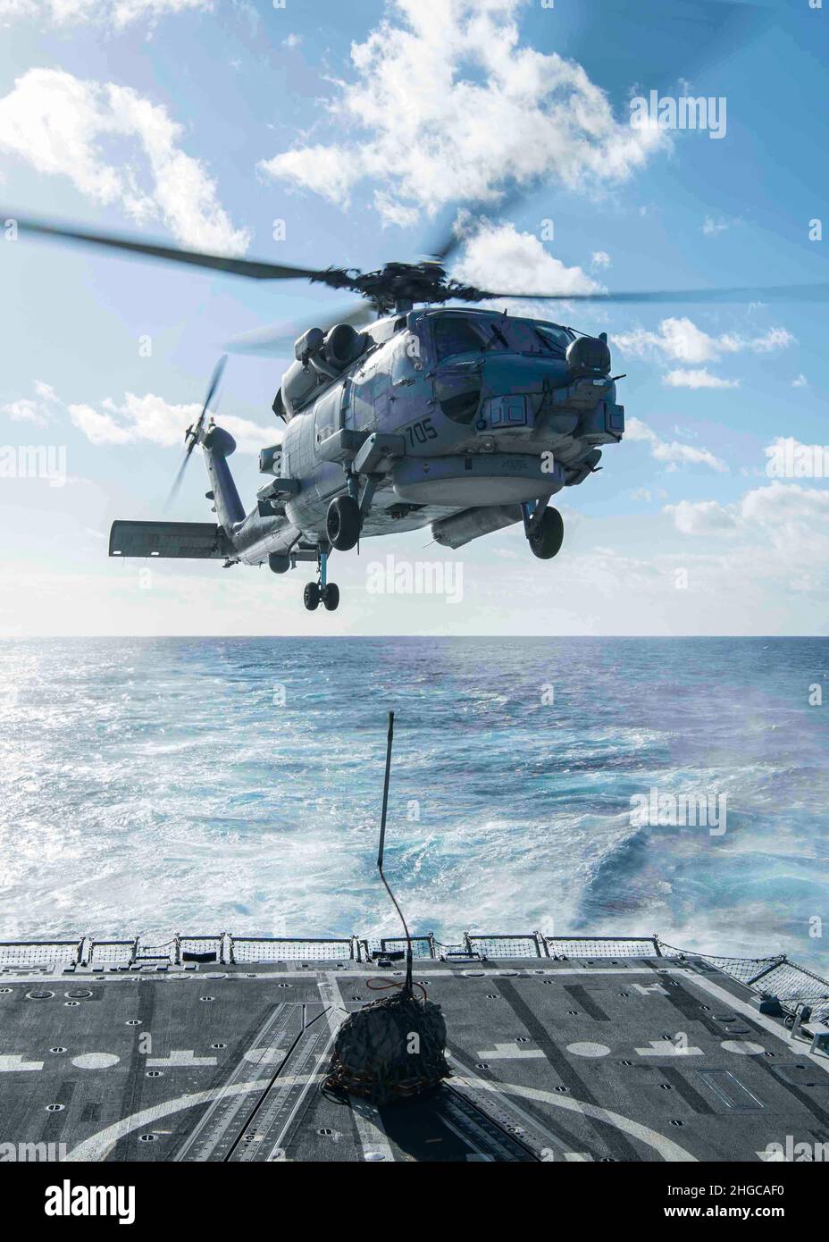 PACIFIC OCEAN (Jan. 17, 2022) An MH-60R Sea Hawk helicopter, assigned ...