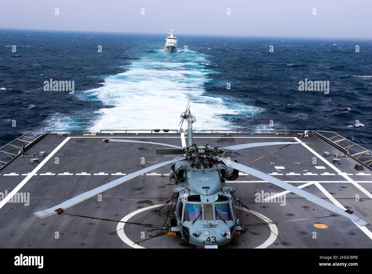 220113-O-NR876-081 SOUTH CHINA SEA (Jan. 13, 2022) - The Independence ...