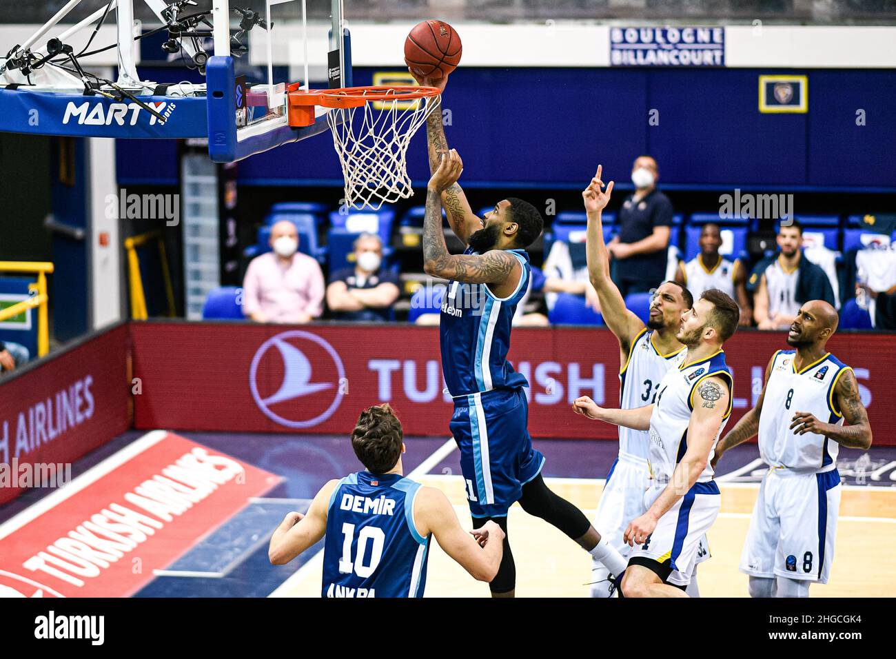 Octavius Ellis of Turk Telekom SK scoring during the 7DAYS EuroCup ...