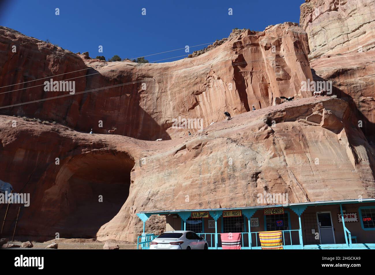 Desert structures hi-res stock photography and images - Alamy