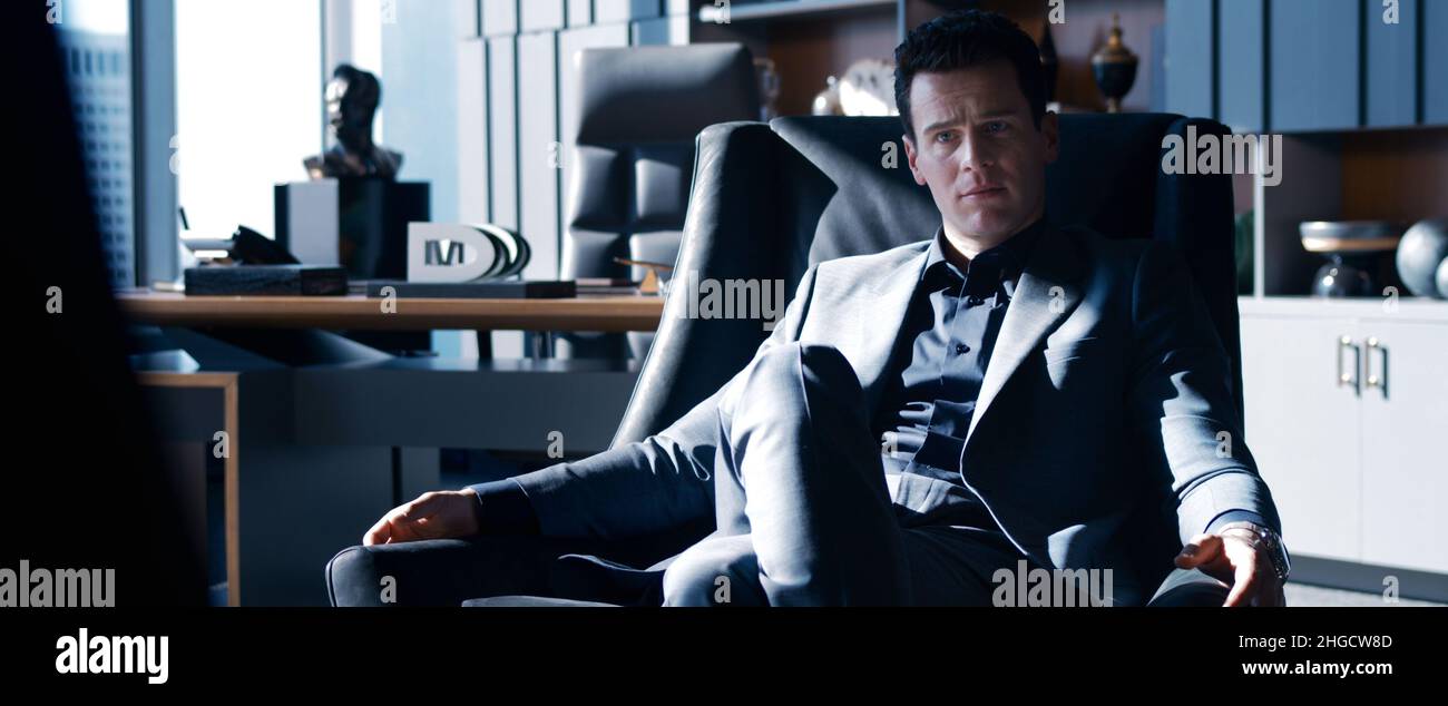 JONATHAN GROFF in THE MATRIX RESURRECTIONS (2021), directed by LANA ...