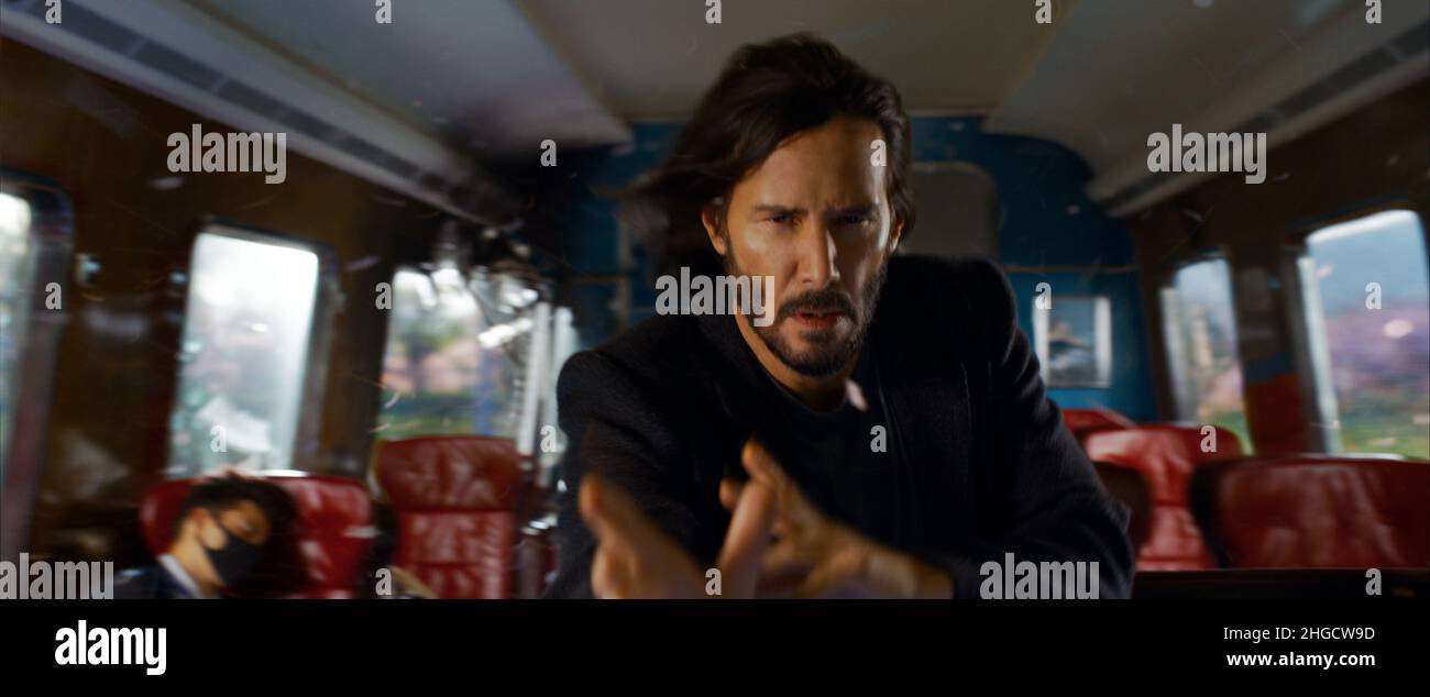KEANU REEVES in THE MATRIX RESURRECTIONS (2021), directed by LANA ...