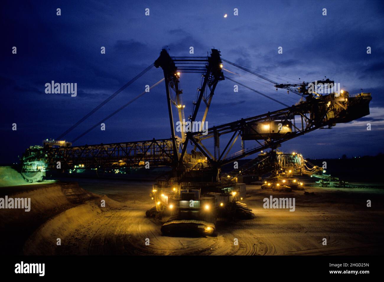 east germany carbon mine Mai 1990 excavator bagger 228 Stock Photo - Alamy