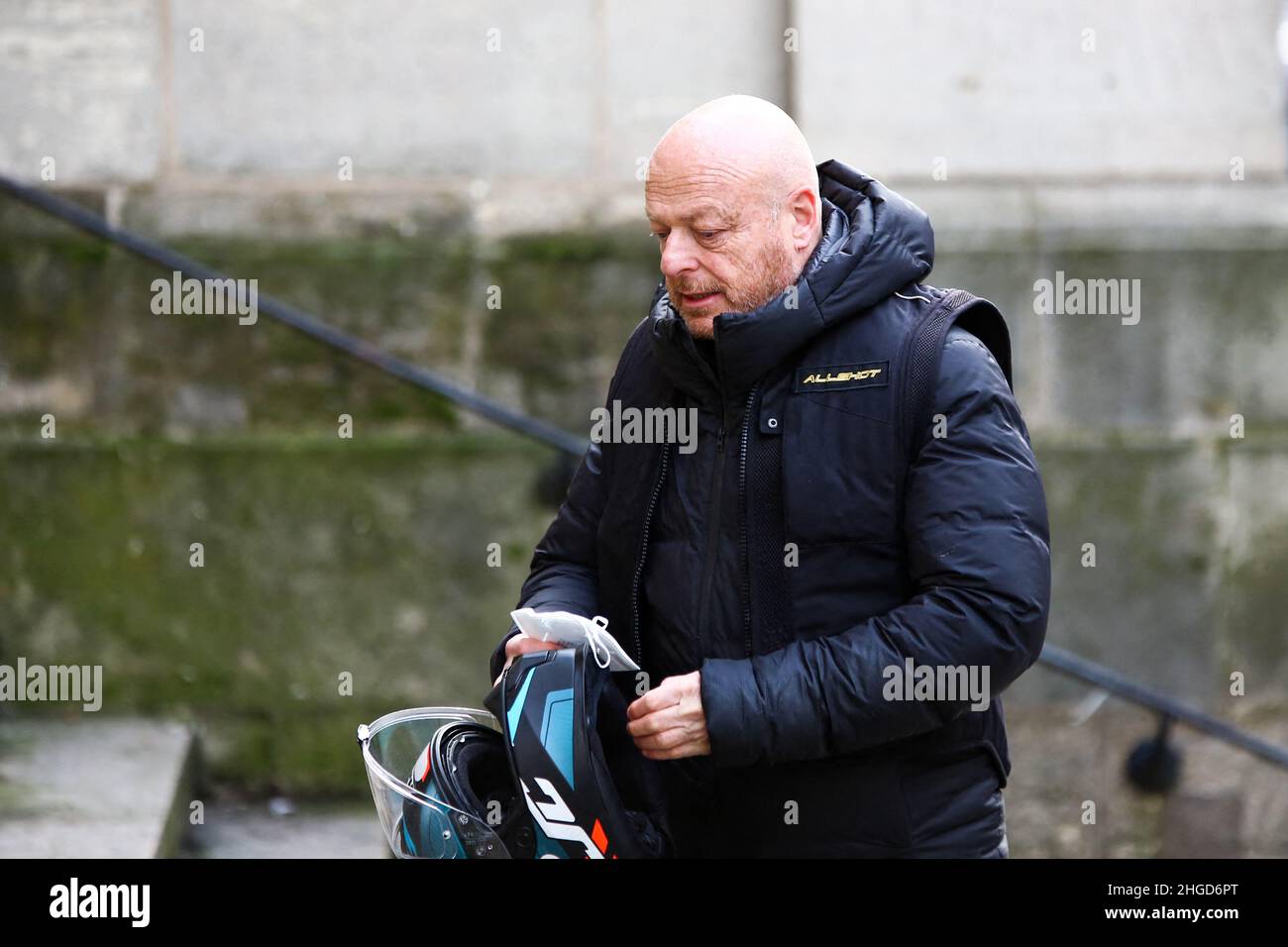 Paris, France. 20th Jan, 2022. Gerard Krawczyk the funeral of French ...