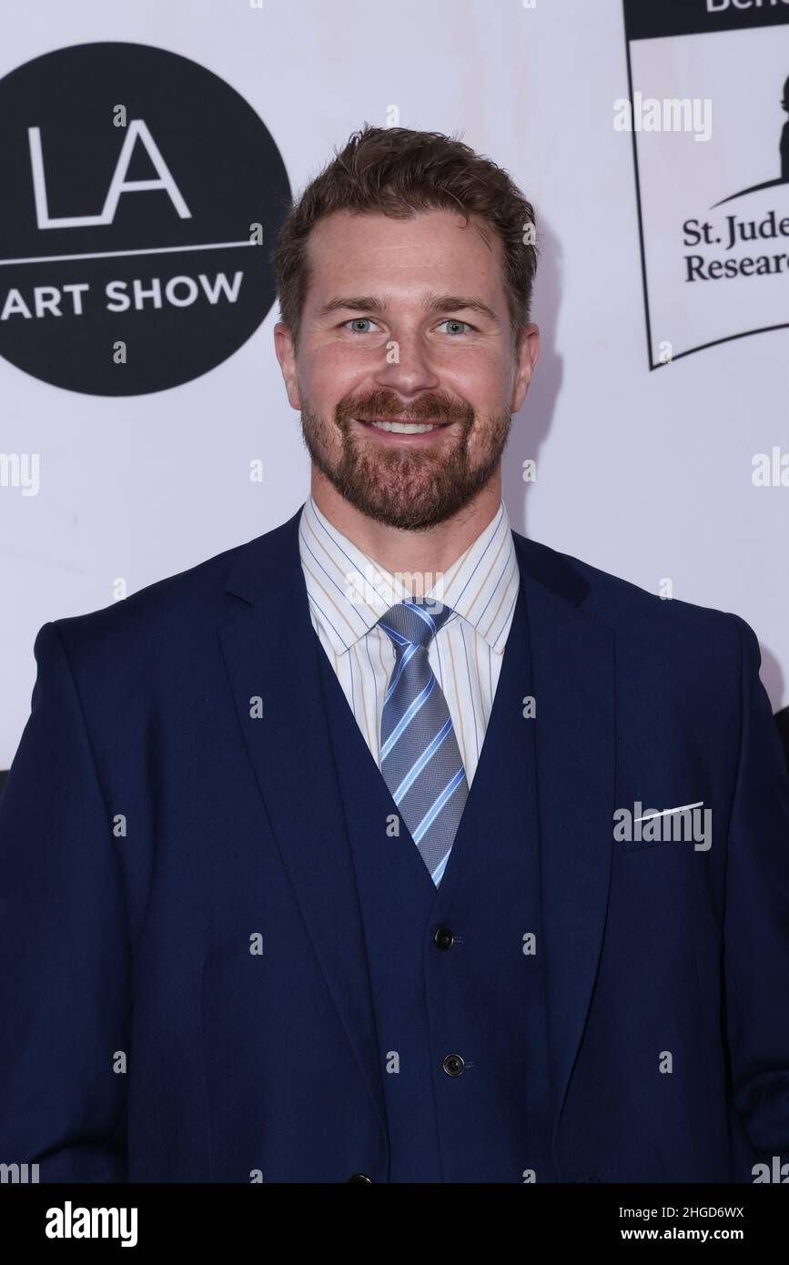 Los Angeles, California, USA. 19th January, 2022. Actor Josh Kelly attending the LA Art Show ...