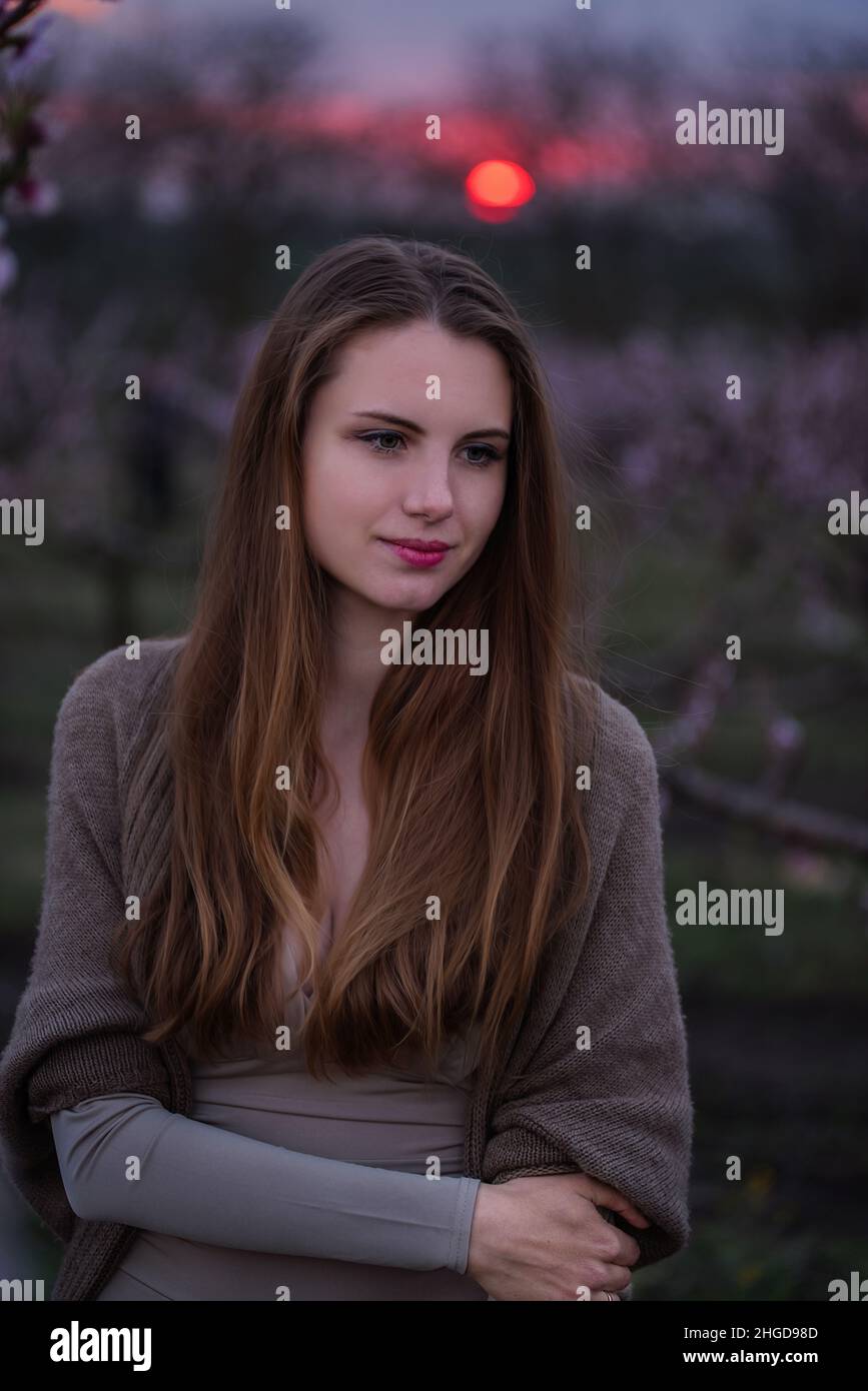 Close up woman face sunset hi-res stock photography and images - Alamy