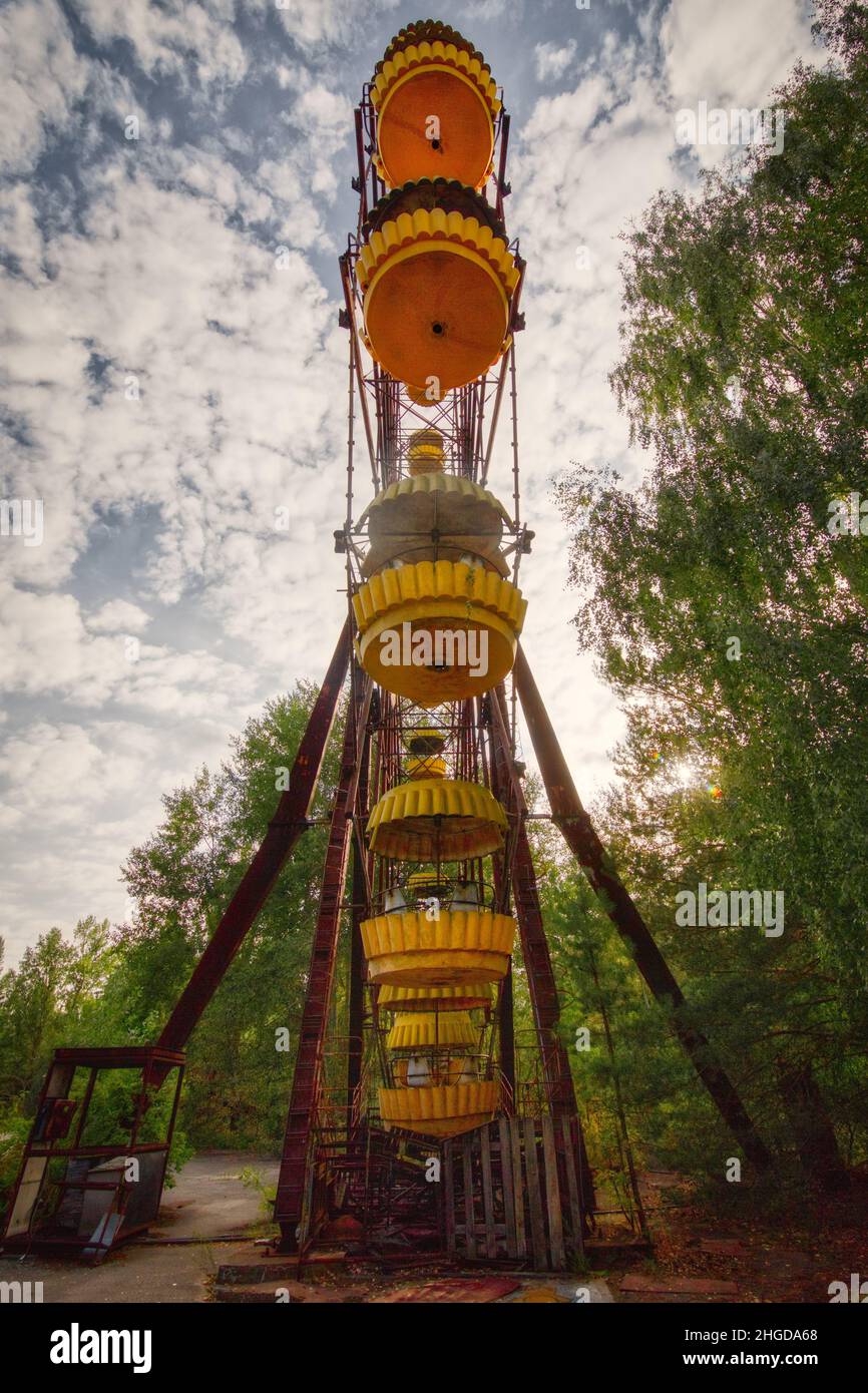 The Ferris wheel in Prypiat Chernobyl Stock Photo - Alamy